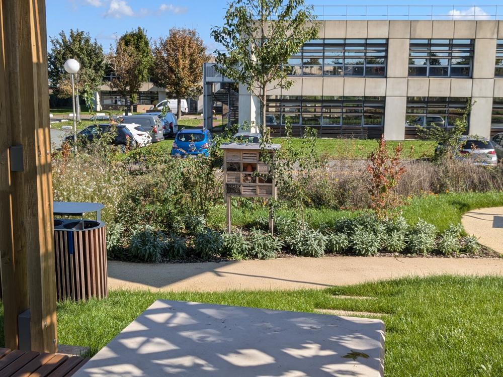 PARIS-ORLY ZONE PUBLIC | Label EcoJardin